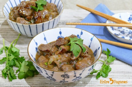 Ternera con Cebolla al Estilo Chino