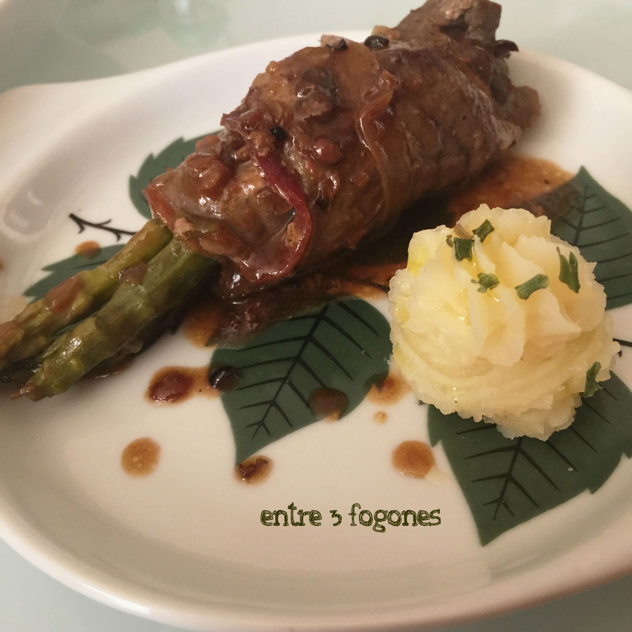 Filetes de Ternera Rellenos de Jamón Serrano y Espárragos