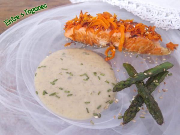 Salmón en Papillote con Salsa de Hinojo y Leche de Coco